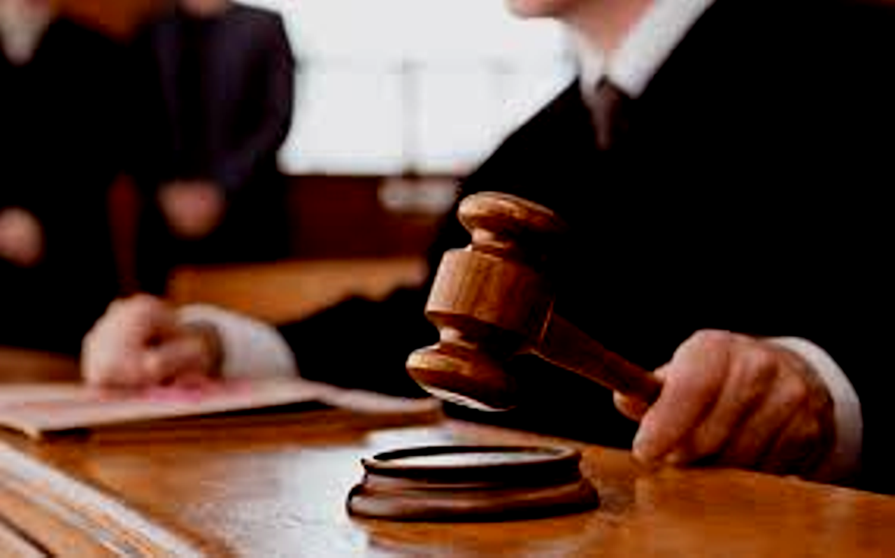 HOA Lawsuits in Arizona What Homeowners Should Be Aware Of - LawyerFlux
