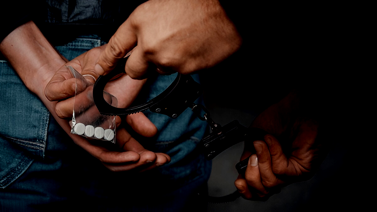 What Are the Penalties for Drug Possession in Arizona - LawyerFlux